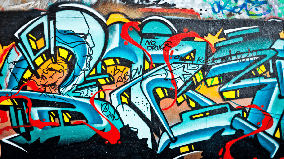 What is the History Behind Graffiti Art ? - The Trendy Art